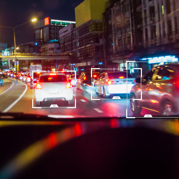 Fleet Dash Cams for Trucks and Commercial Vehicles | Geotab